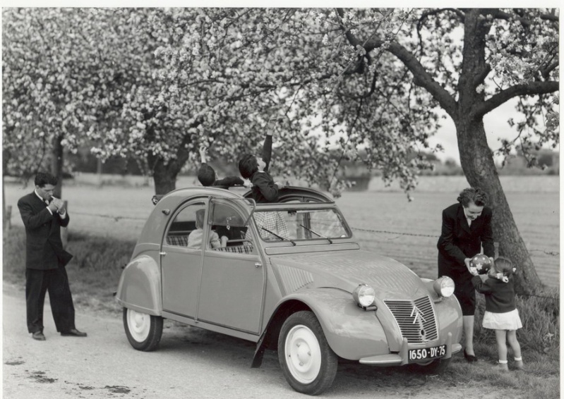 PUB RADIO RETRO ANNÉES 50: LA 2CV CITROEN PUBLICITES DES ANNEES 50-60