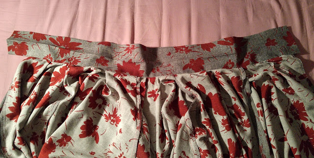 Sew Scoundrel: A circle skirt that's also pleated (a kind of a tutorial)