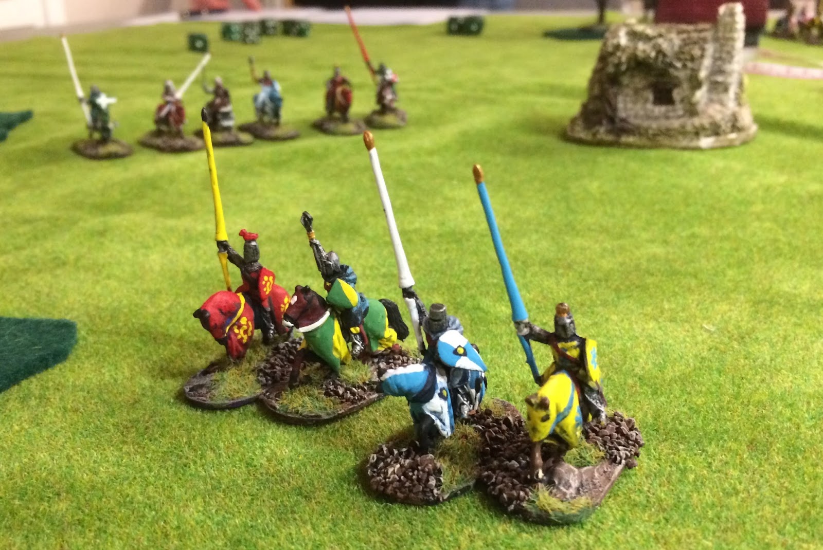 Bob's Miniature Wargaming Blog: Lion Rampant at the Club