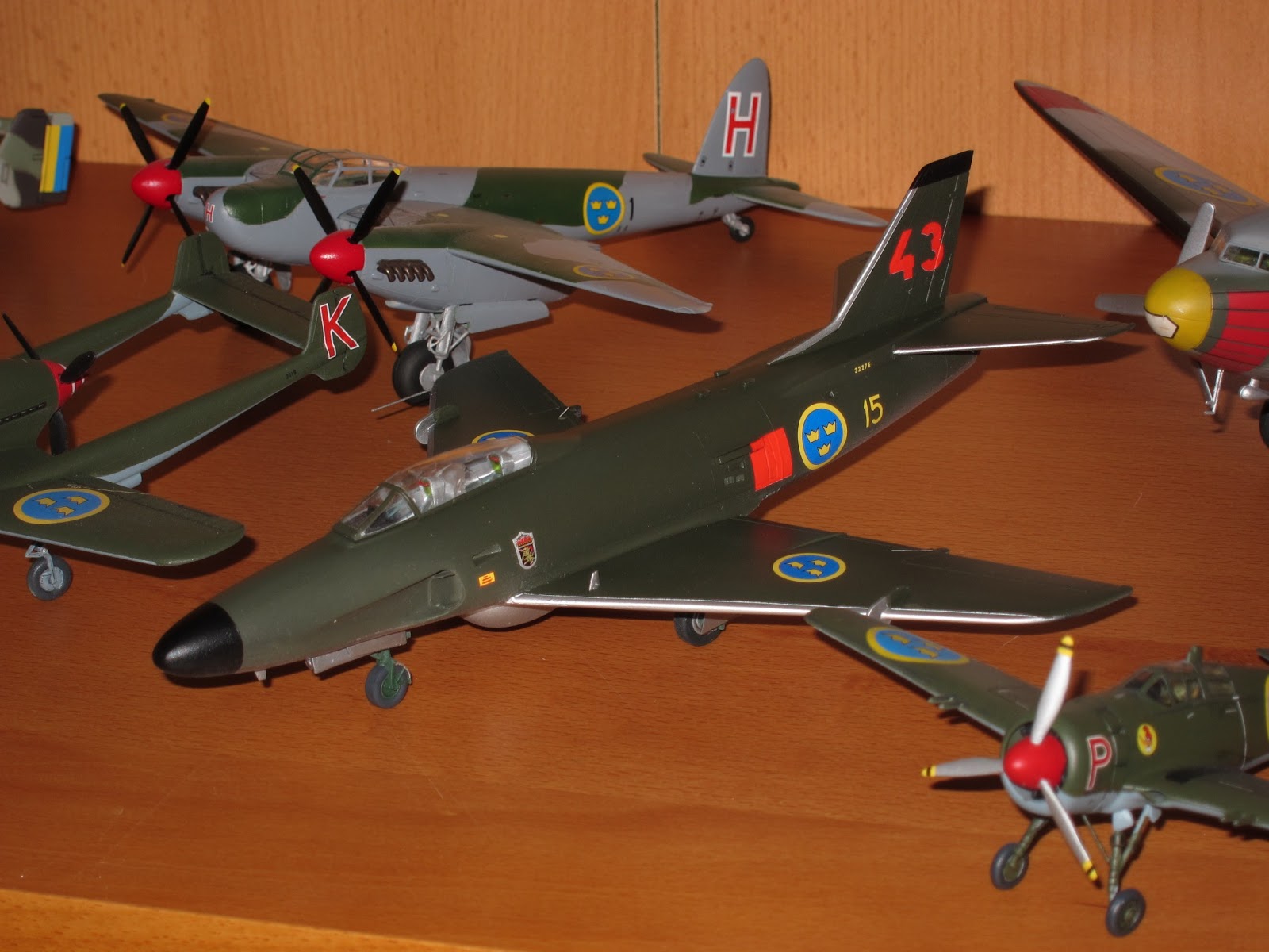 Sprue and Glue: 1/72 Saab A32A Lansen