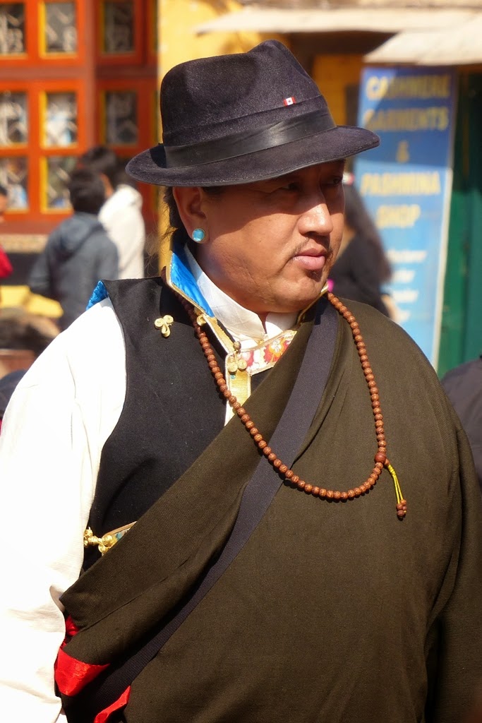 Local style: Tibetan and Sherpa costumes at Lhosar celebration