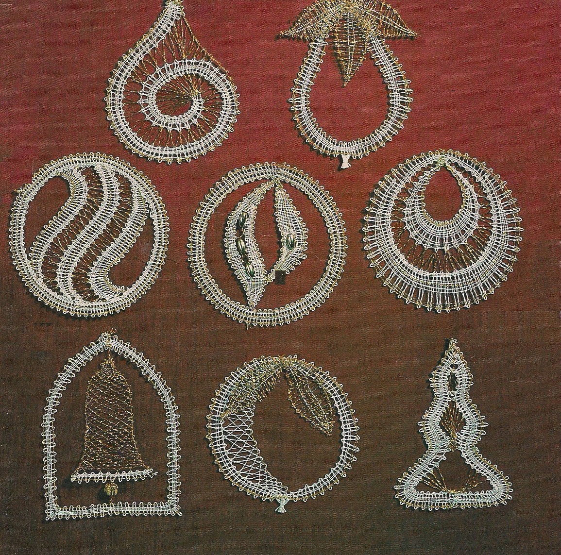 Handcraft Blog: Bobbin lace inspiration for Christmas