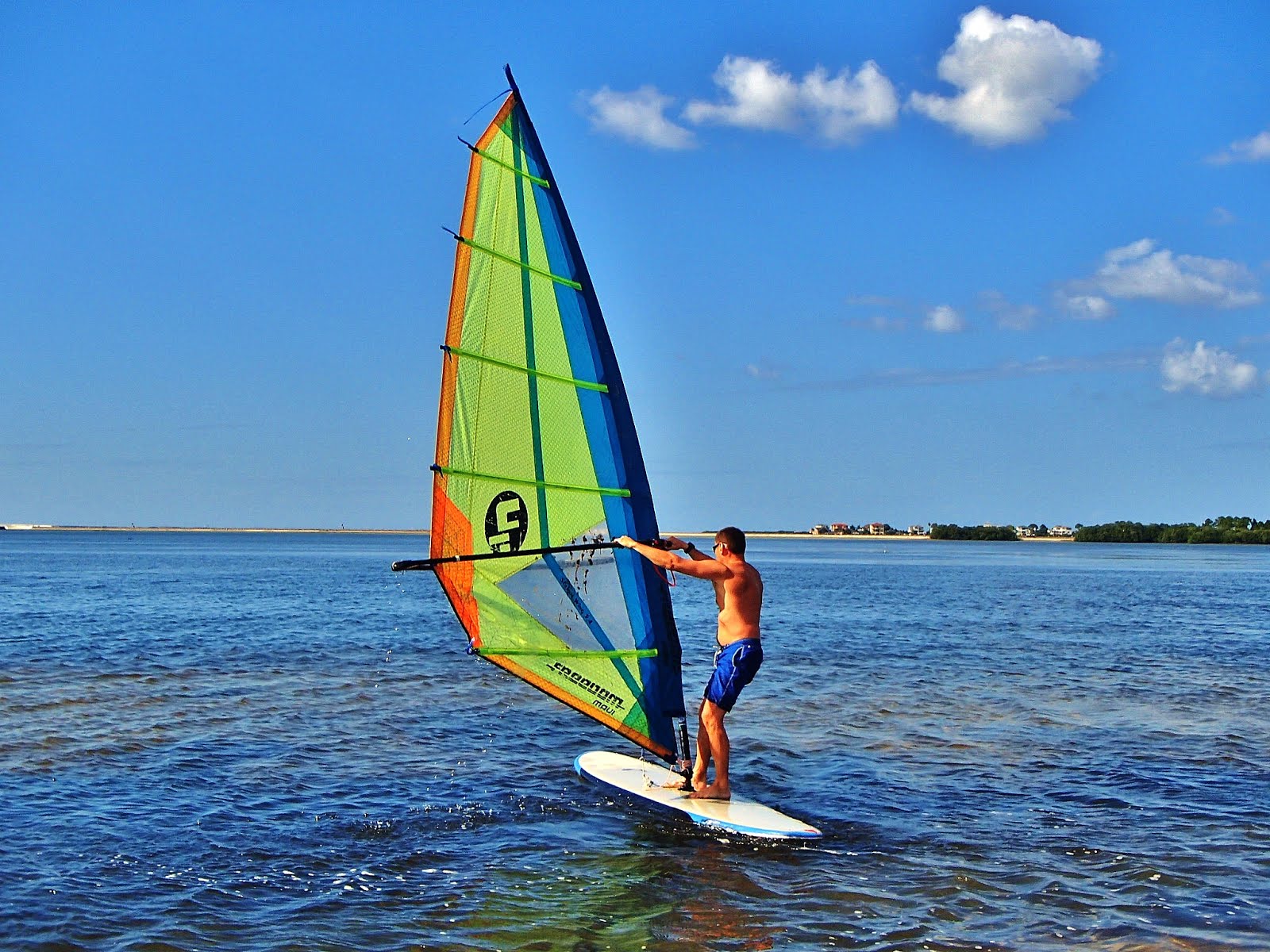 ExtraHyperActive: Windsurfing