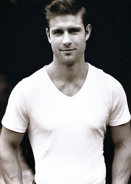 Sean's Blog: Face Of The Week- Australian Model/Actor Todd Finlay