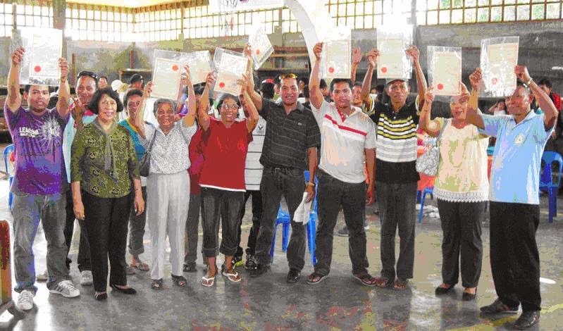 MINDANAO PAGADIAN FRONTLINE: DAR chief distributes CLOAs, projects in ...