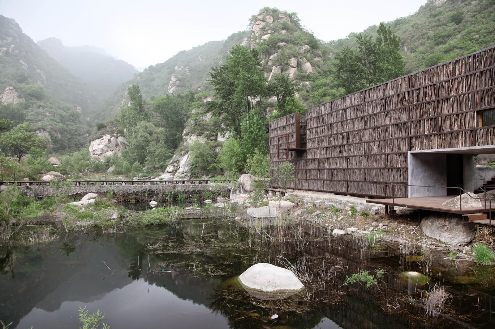 Spencer Alley: Library I