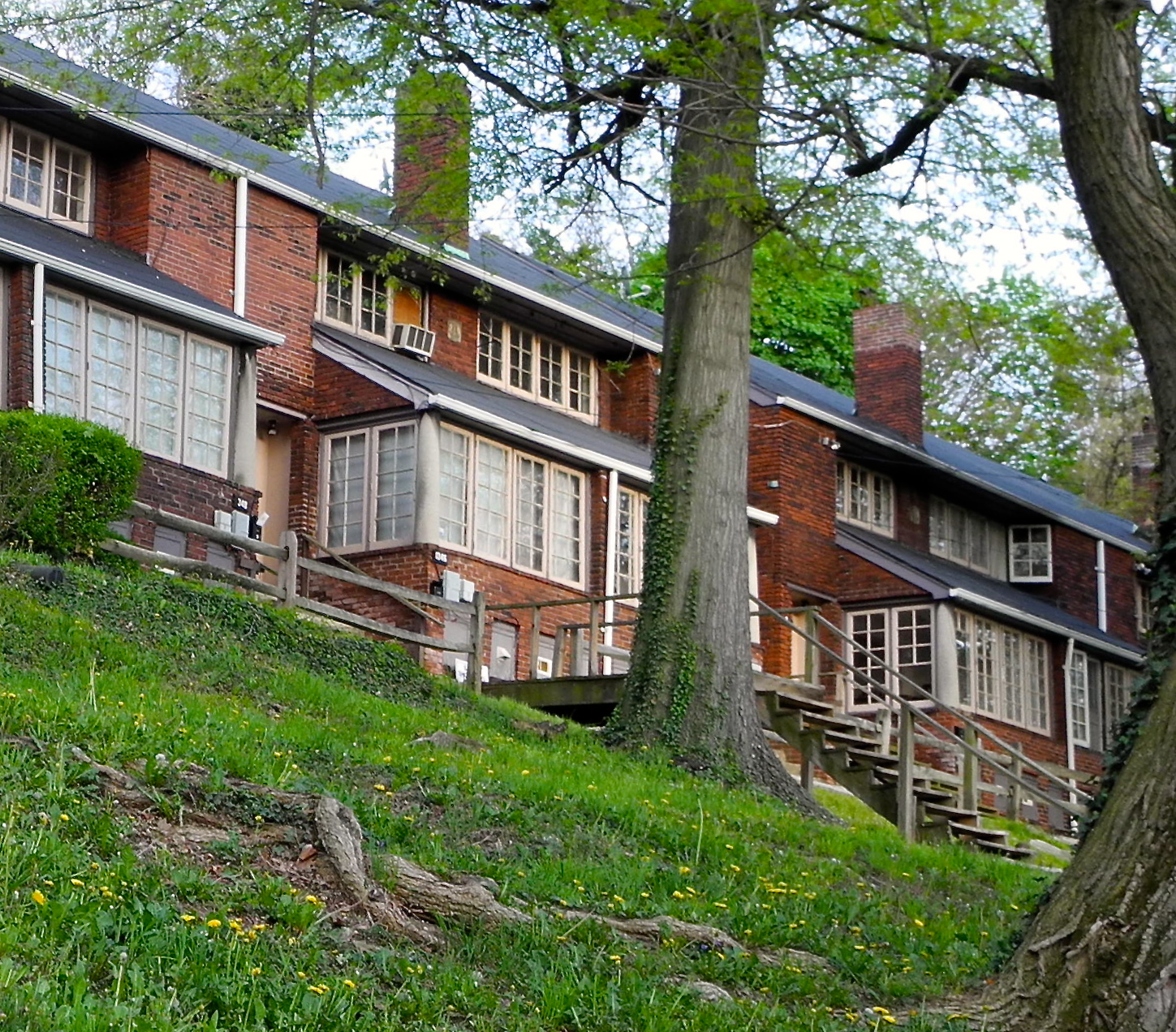 One Girl and One Beagle's Scheibler Treasure Hunt: 1330 - 1366 Singer ...