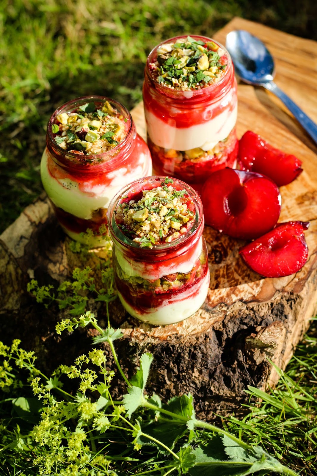 The Spoon and Whisk: Plum and Ginger Layer Jars