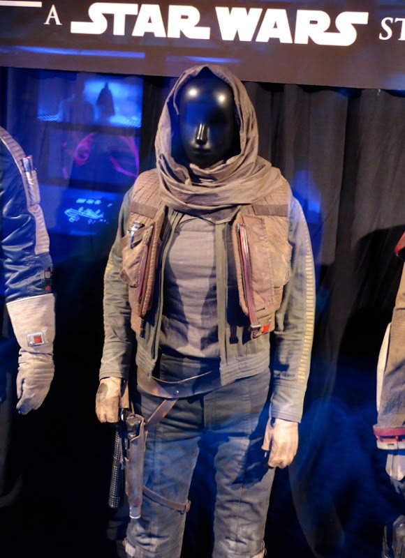 Hollywood Movie Costumes and Props: Star Wars: Rogue One movie costumes ...