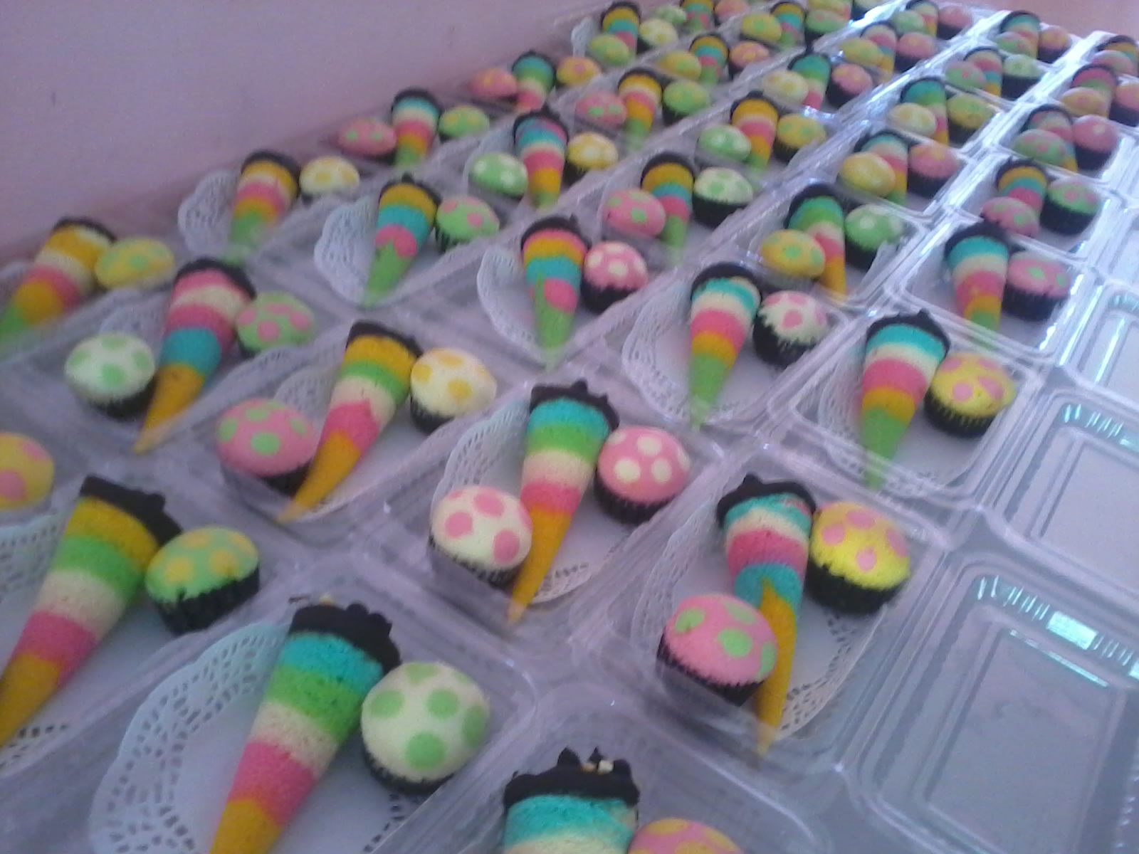 Mini Pack Apam Dot Dot & Apam Ais Krim Cornetto