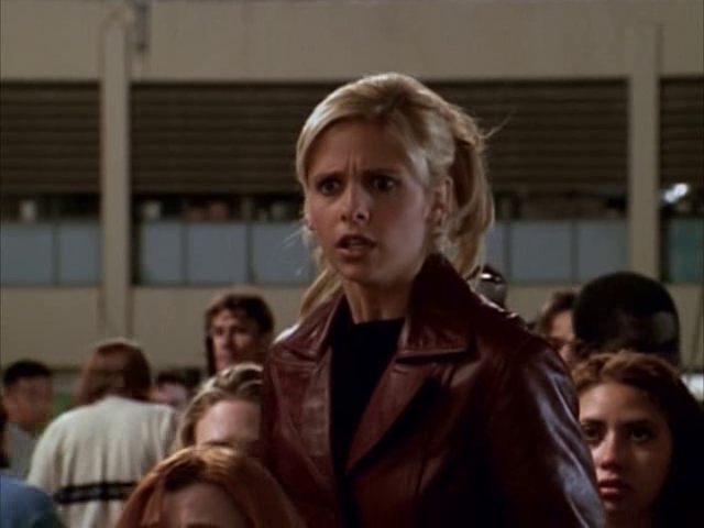 Leather Beauties: Screencaps Post 64 Buffy the Vampire Slayer ...