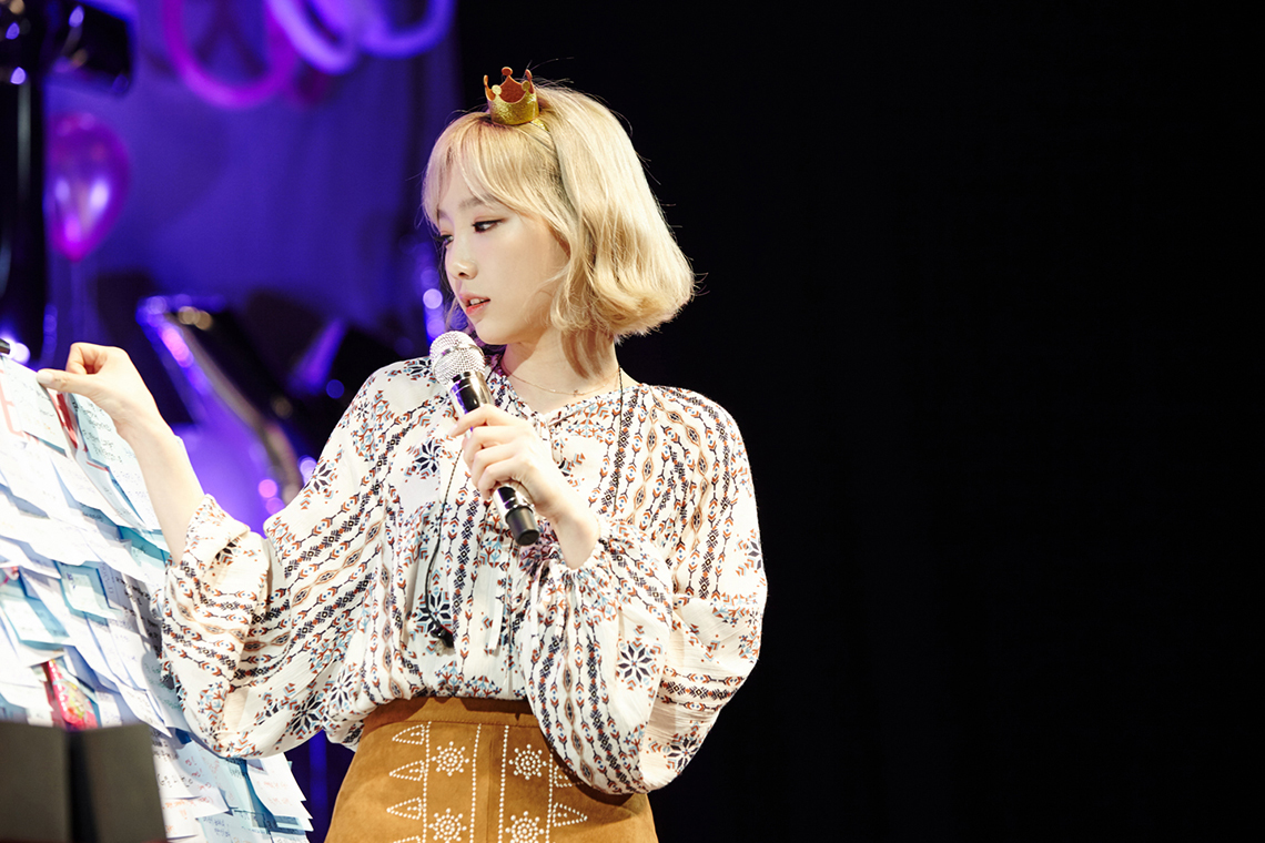 More pictures from SNSD TaeYeon's Birthday Party - Wonderful Generation