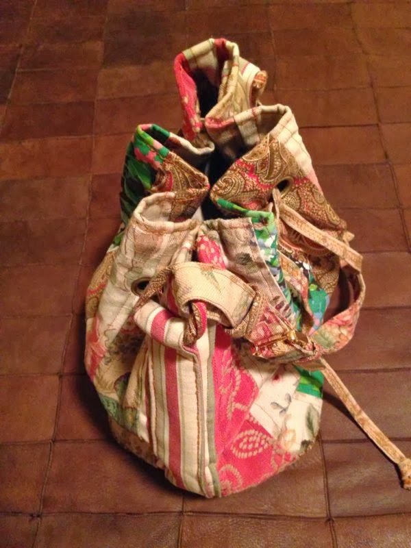 JUBILOCIOS: OTRO BOLSO DE PATCHWORK