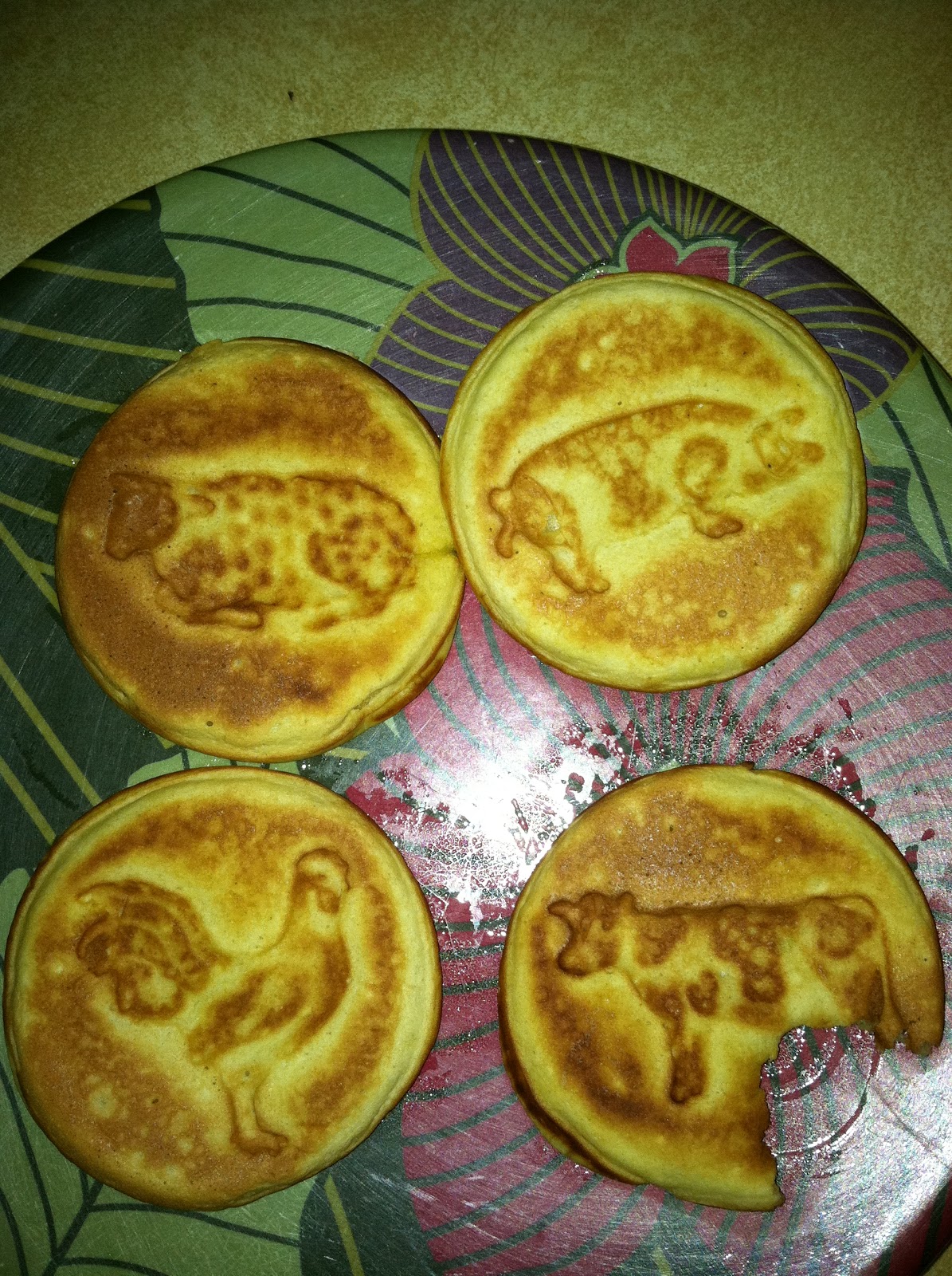 My Farm on the Hill: Farm animal pancakes