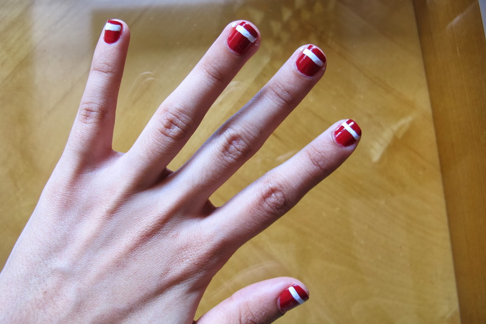 One Thousand Looks: MANI MONDAY: TARTAN NAILS