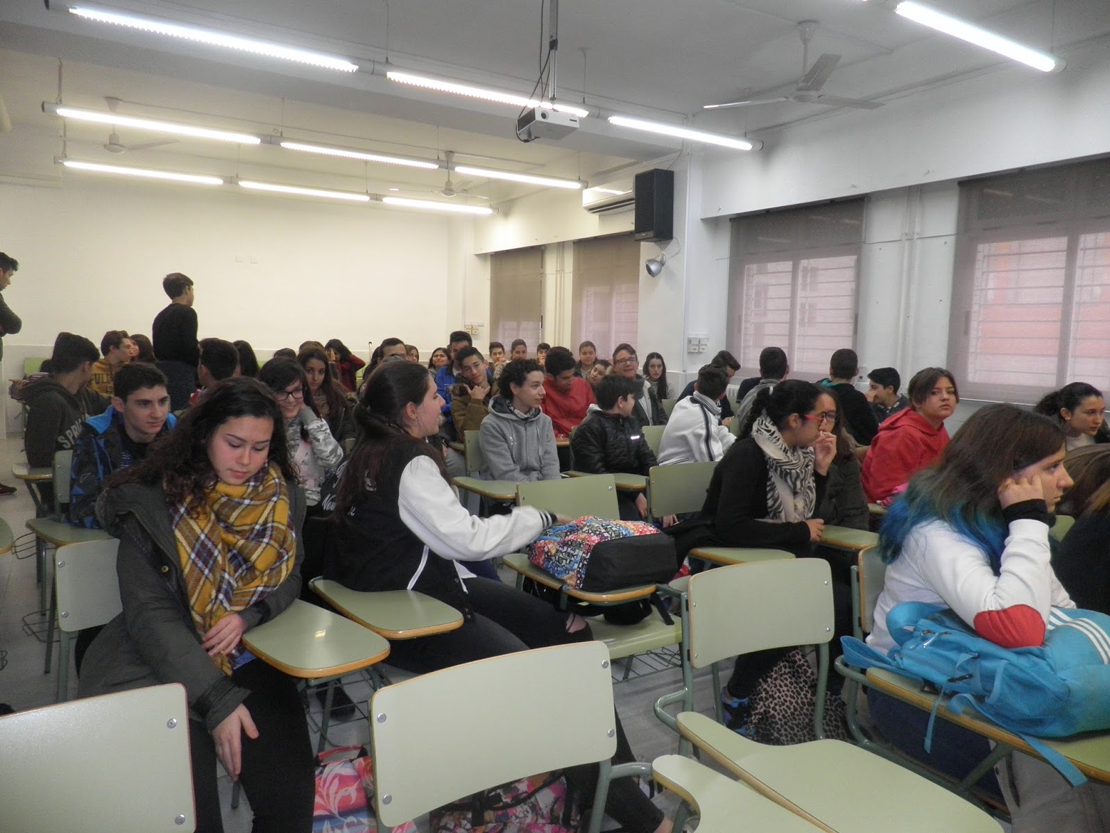 QUEDAMOS EN MI NUBE: ENCUENTRO EN EL IES VICTORIA KENT DE ELCHE