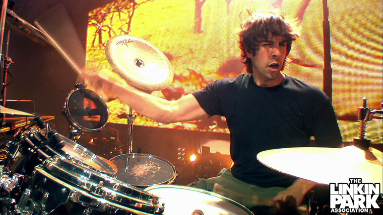 Zhang Hou Quan (LP): Bio.of Rob Bourdon