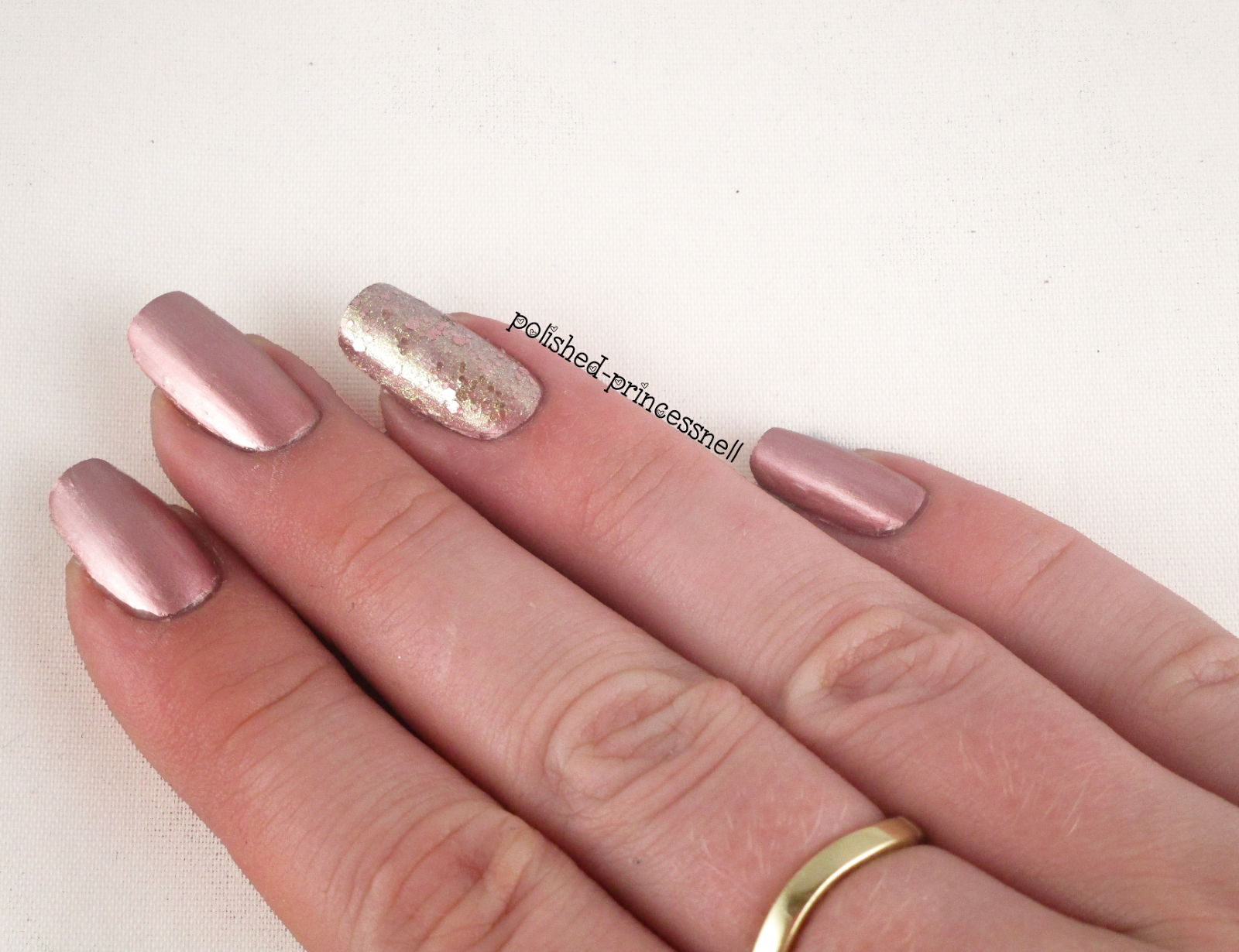 Polished Princessnell: Claire's Liquid Metal - Rose Gold **Swatch**