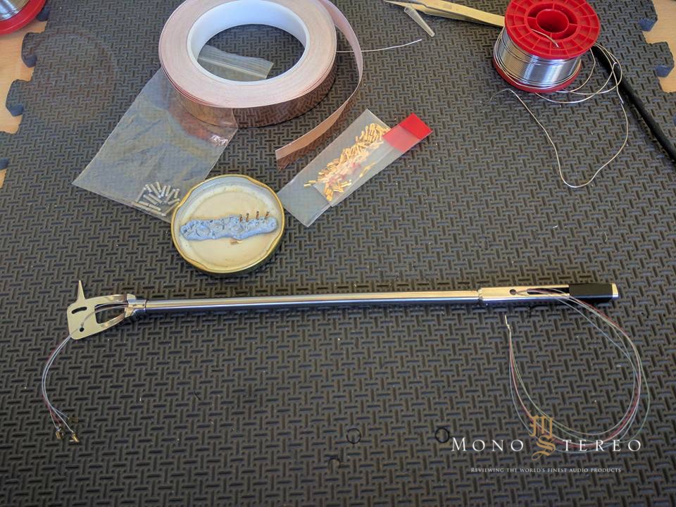 Metaxas Combobulator no.1 titanium tonearm – M & S | Ultimate High-Fidelity