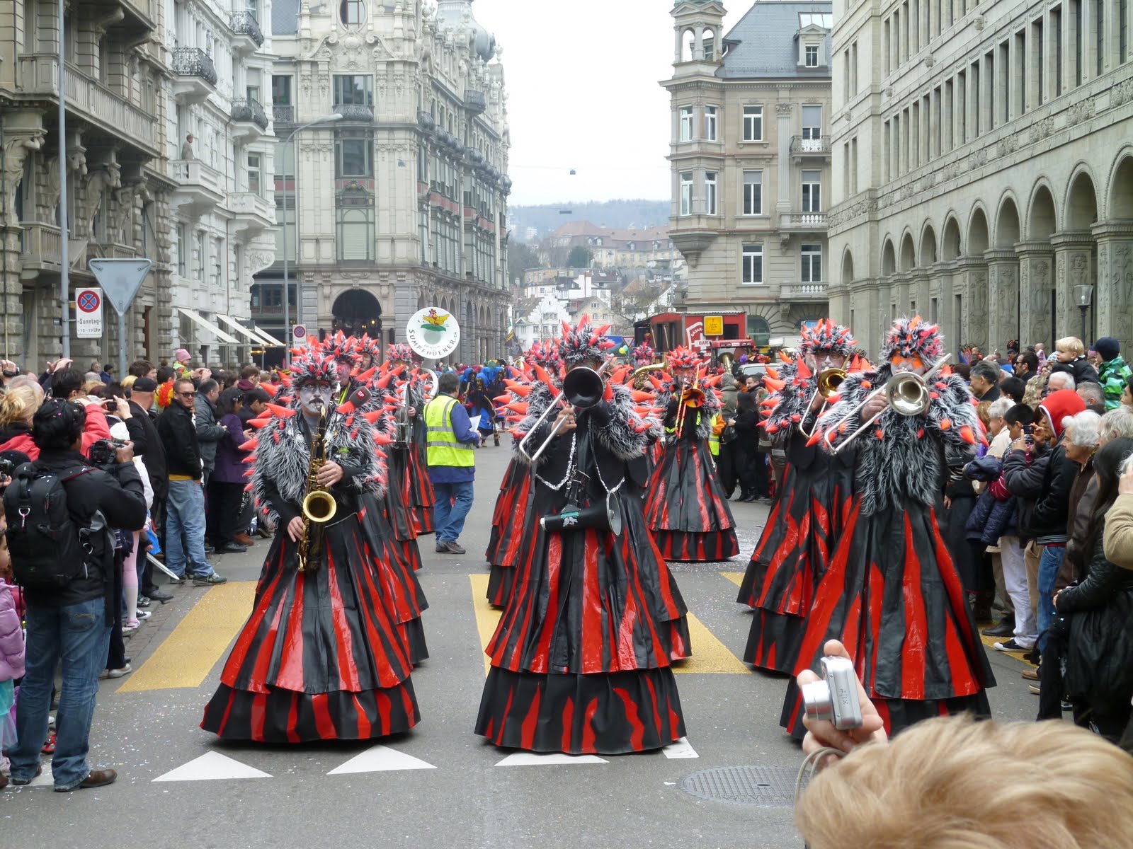 Panda at Large: Zurich Spring Parade
