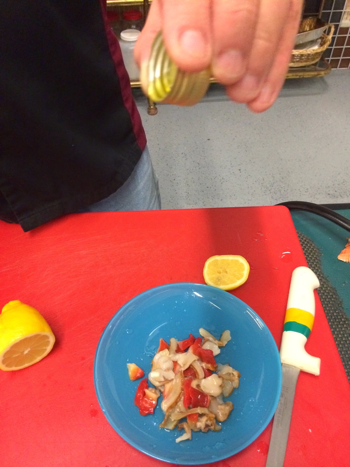 To Market, To Market with San Diego Foodstuff: Mexico's Chocolate Clams ...