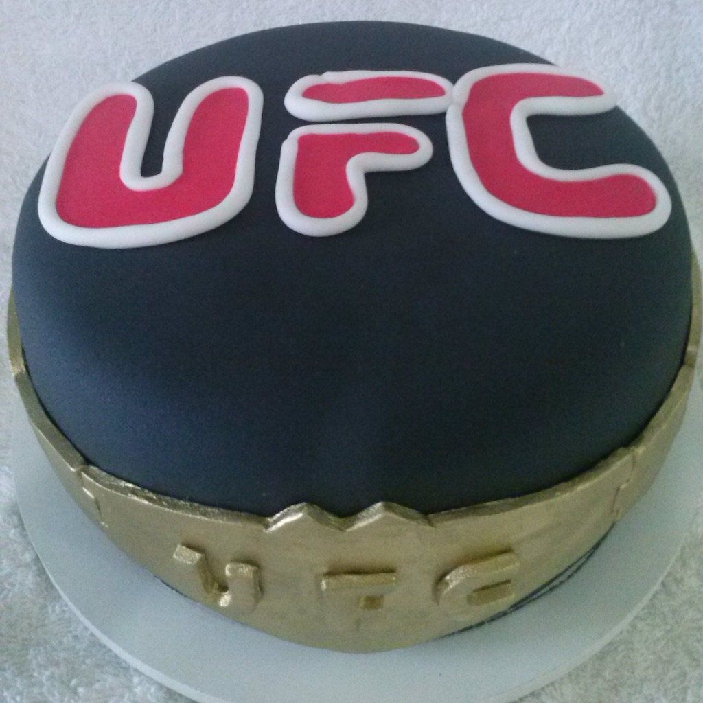 Revelles Cakes: Bolo UFC
