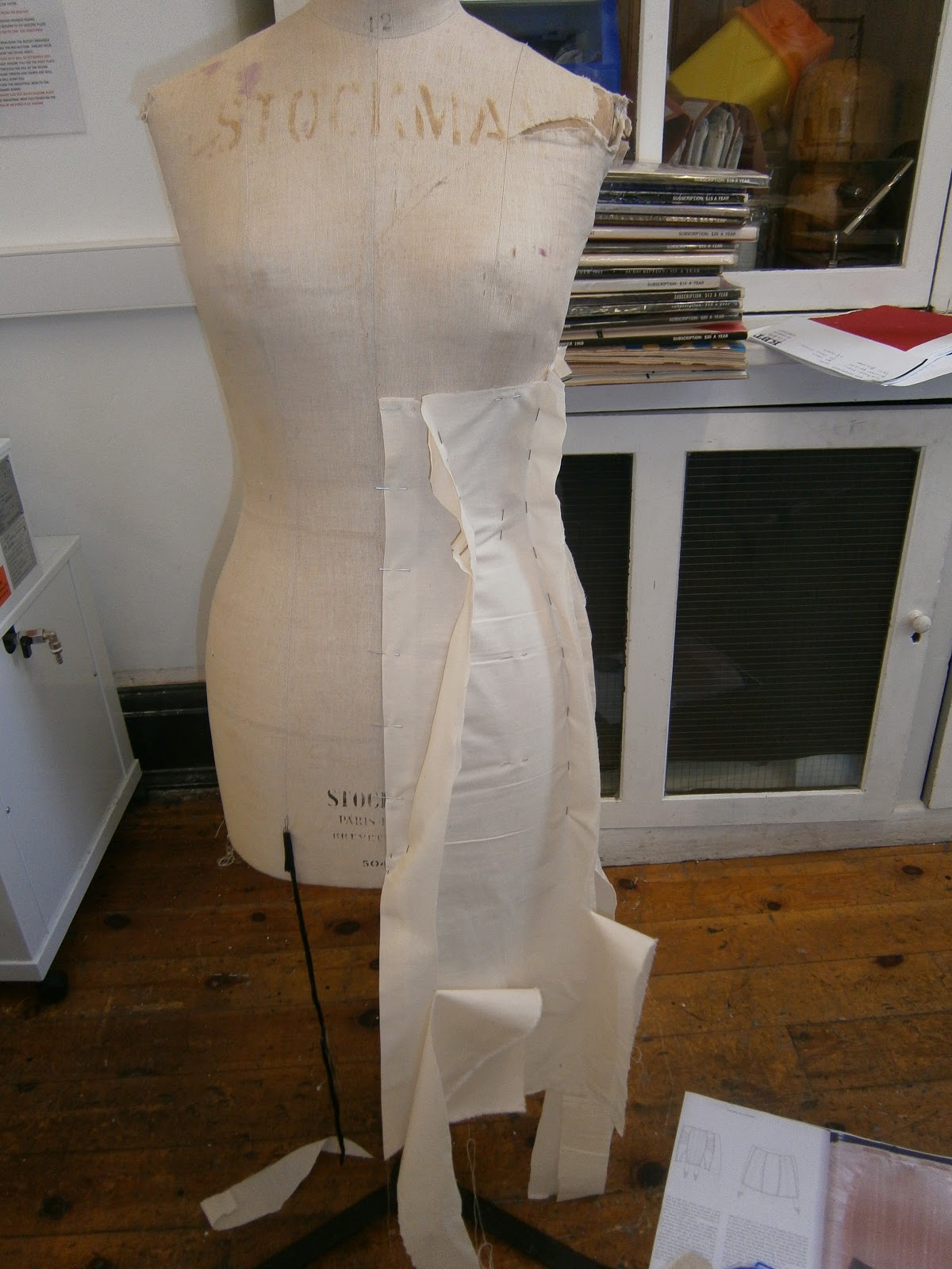 Gypsy Rose Lee and 50's Burlesque: Cutting the Girdle pattern