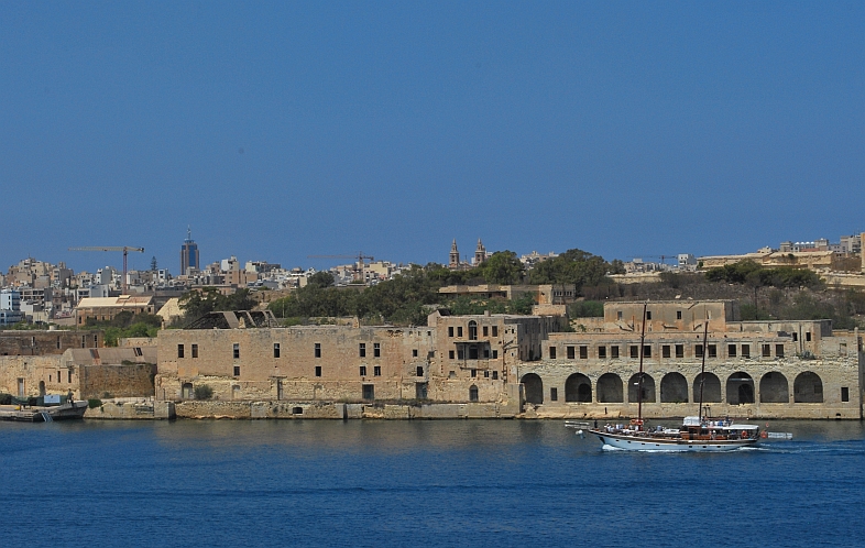 La picior: Malta - Happy days!