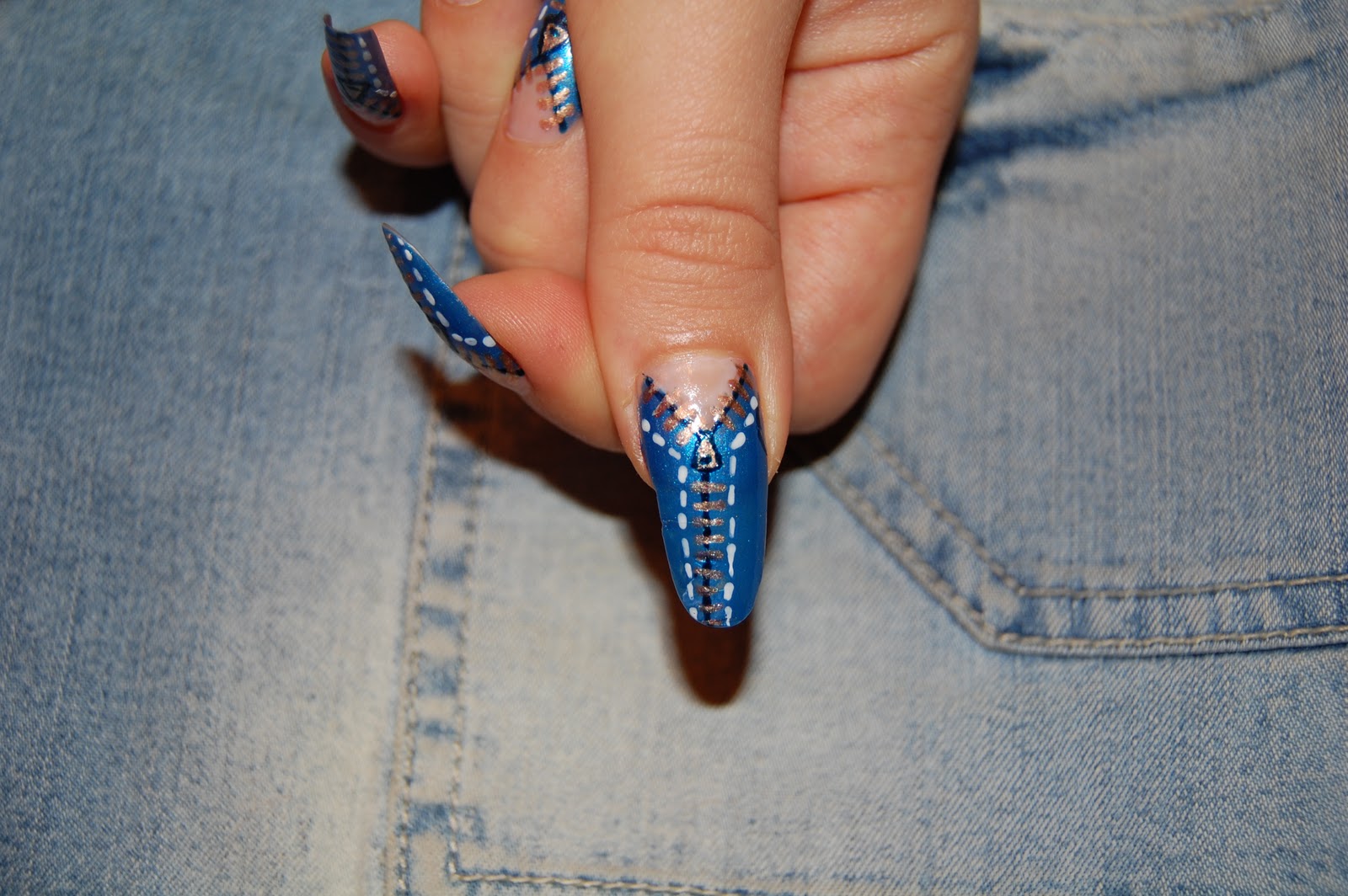 in the jungle of fashion: Nail Art #5 "Denim Nails"