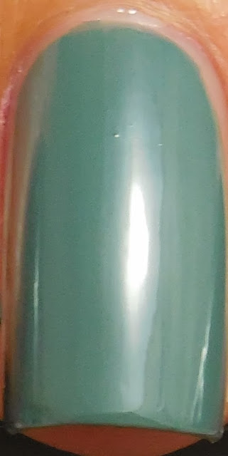 ::pretty::tough::nails::: Darling Diva Lovely Lilacs Over Essie Vested ...