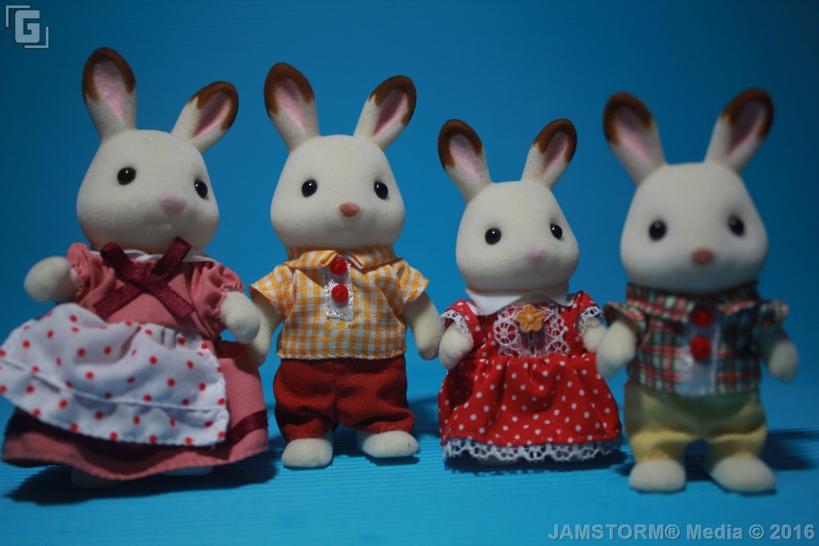 GeekMatic!: Sylvanian Families | Chocolate Rabbit Family