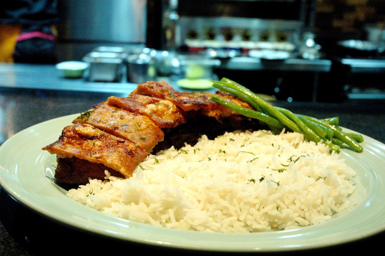 DUDE FOR FOOD: Holding Back The Rains at Sunshine Kitchen