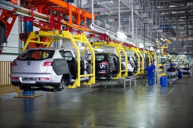 Mengenal Perbedaan CBU dan CKD - Otomotif Langka