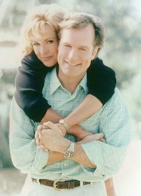 Stephen Collins' TV Wife Supports Him: "He Is A Good Guy" (VIDEO)