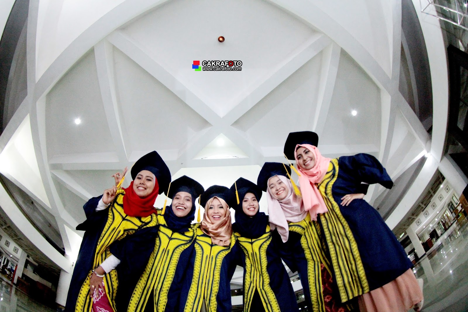 WISUDA UII YOGYAKARTA | CAKRAFOTOJOGJA
