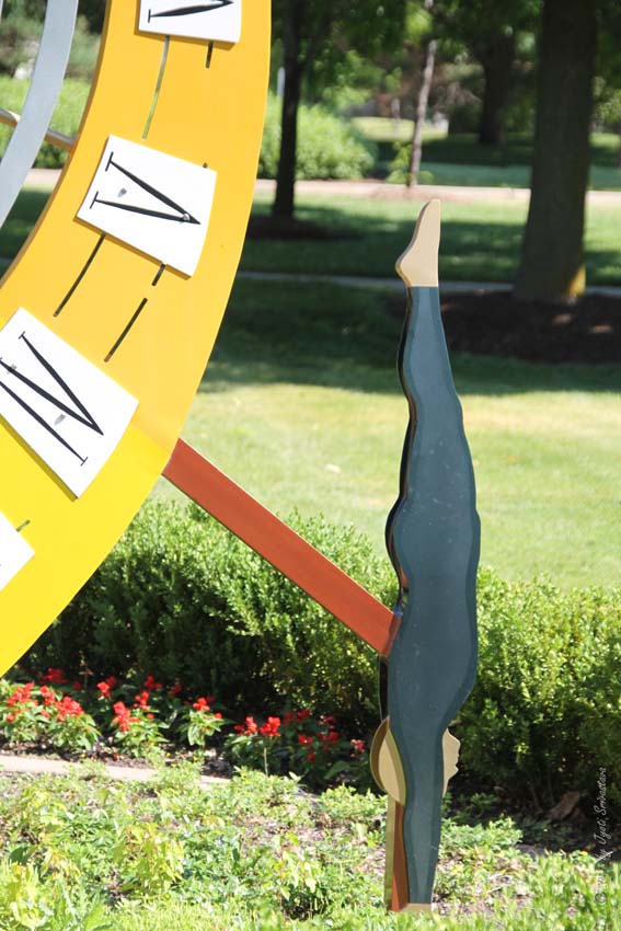 Public Art in Chicago: Schaumburg [Ecce Hora - By Christine Rojek]