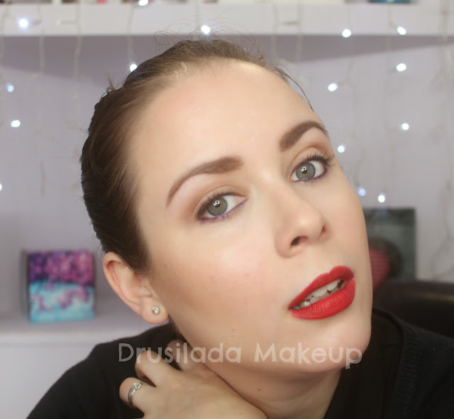 DRUSILADA MAKEUP: Labios rojos y waterline de color | Drusilada Makeup