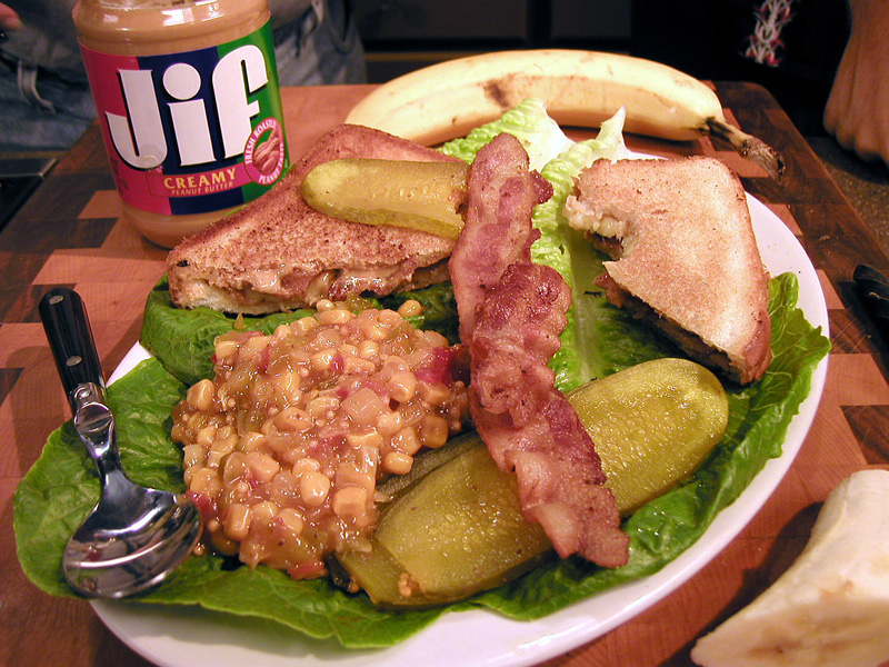 Mad Coyote Joe's Blah Blah Blog: Fried Sandwich with Peanut Butter and ...