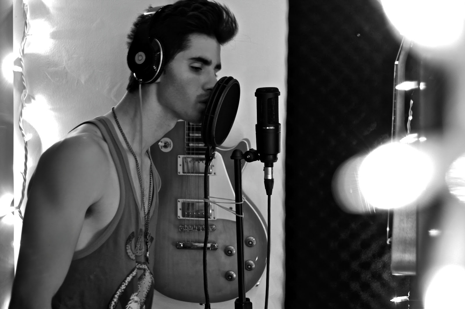 The Suburban.com - The Suburban - Mike Cohen: Local boy Elbaz in the ...