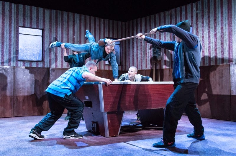 Partially Obstructed View: Theatre review: Othello (Frantic Assembly ...