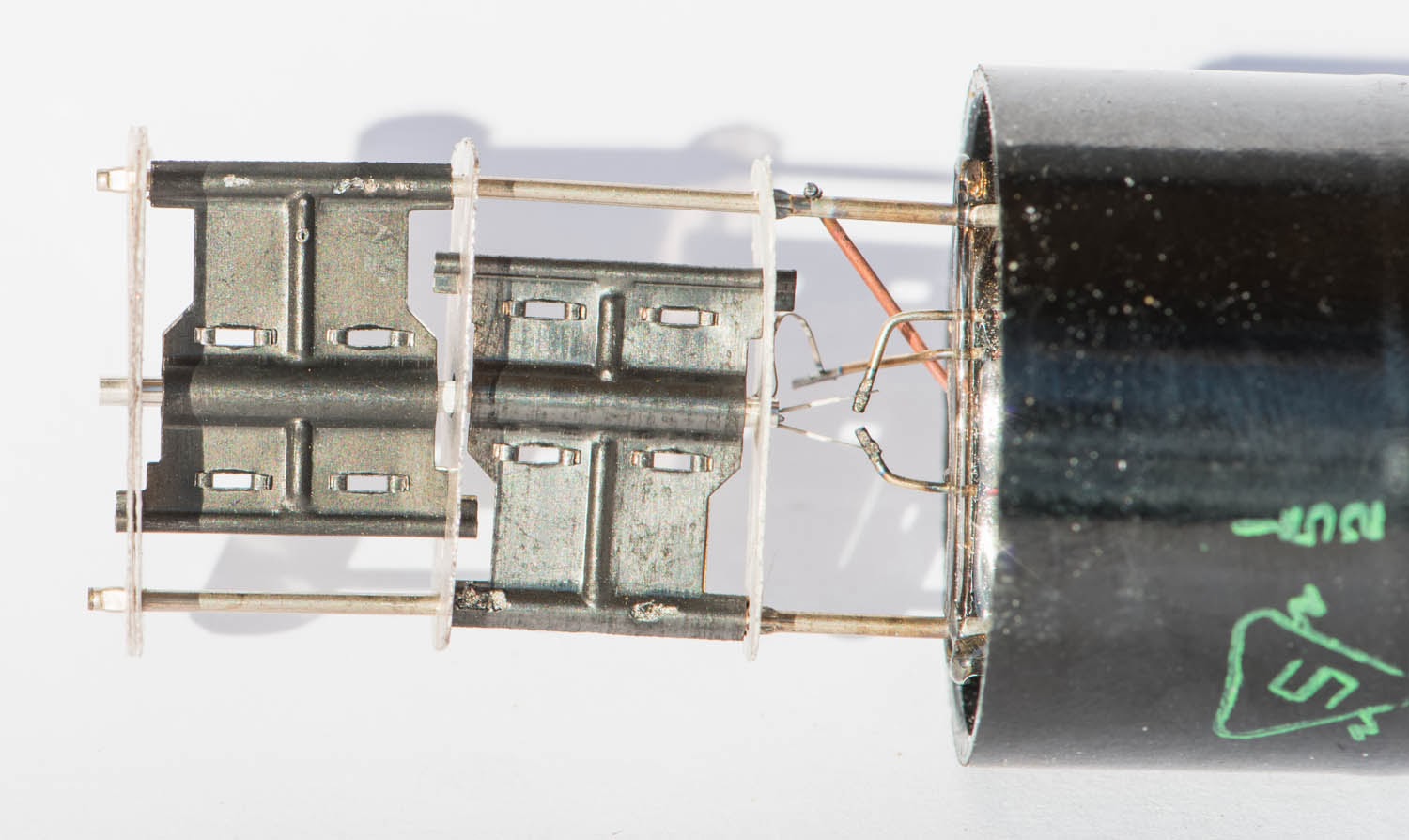 VinylSavor: Tube of the Month : The 6X5