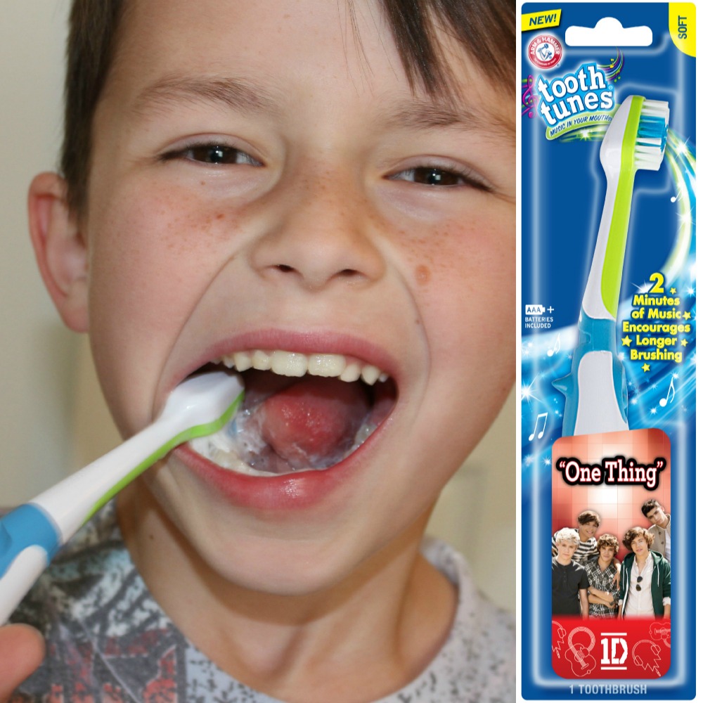 blushing basics: Arm & Hammer Tooth Tunes Review