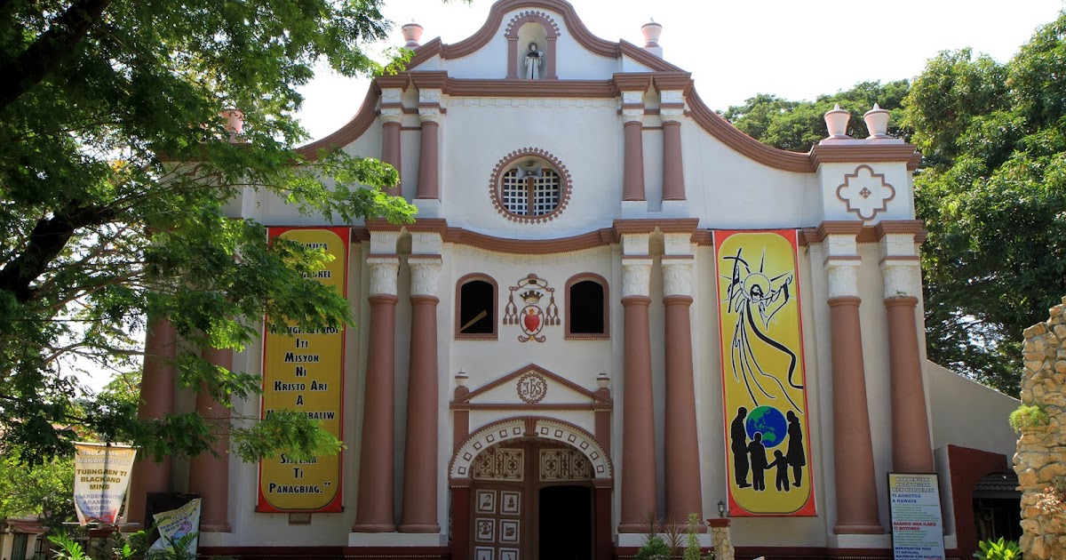 Explore.Dream.Discover: Exploring the Tagudin Church and Sundials ...