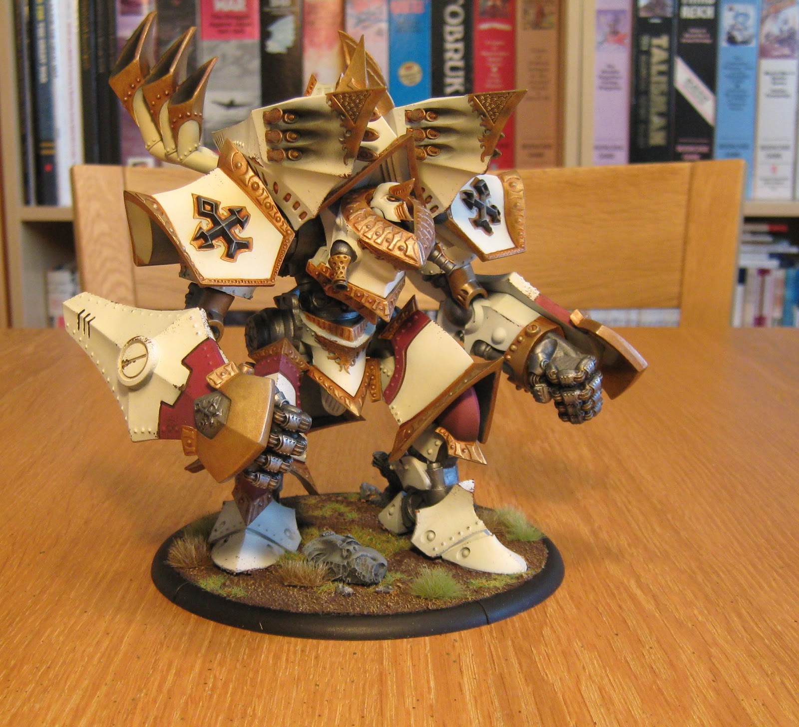 Kevin's Miniatures & Hobby Table: Step-by-Step: Judicator Colossal