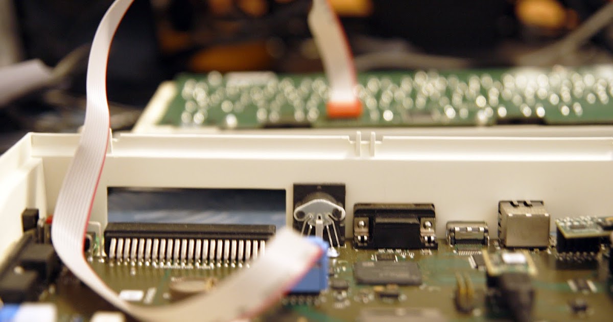 Making a C64/C65 compatible computer: Programming the MEGA65 keyboard CPLD