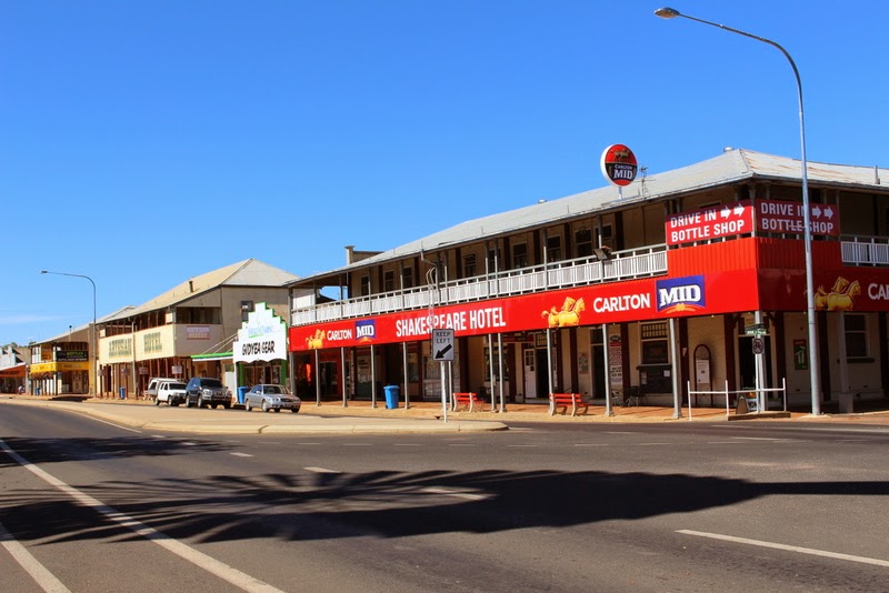 Travelling Around Australia: Augathella QLD to Mount Surprise QLD and ...