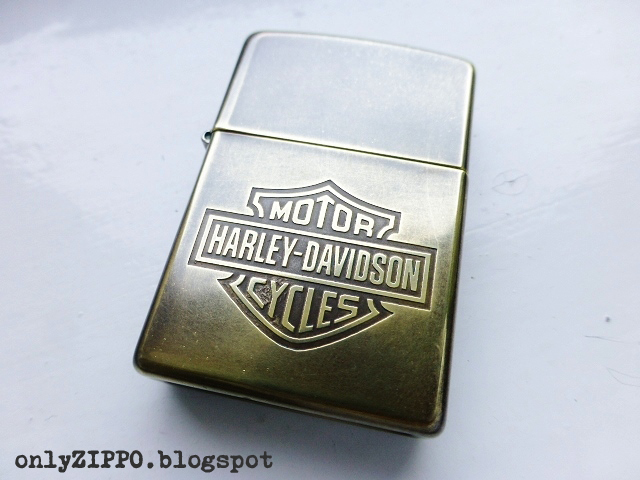 onlyZIPPO: Harley-Davidson Zippo