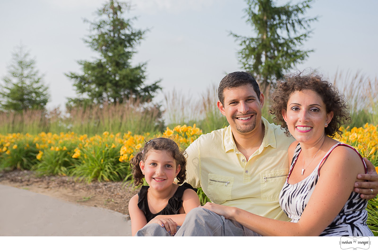 Makia Images Sneak Peek and Blog: Love Thy Neighbor | Family ...