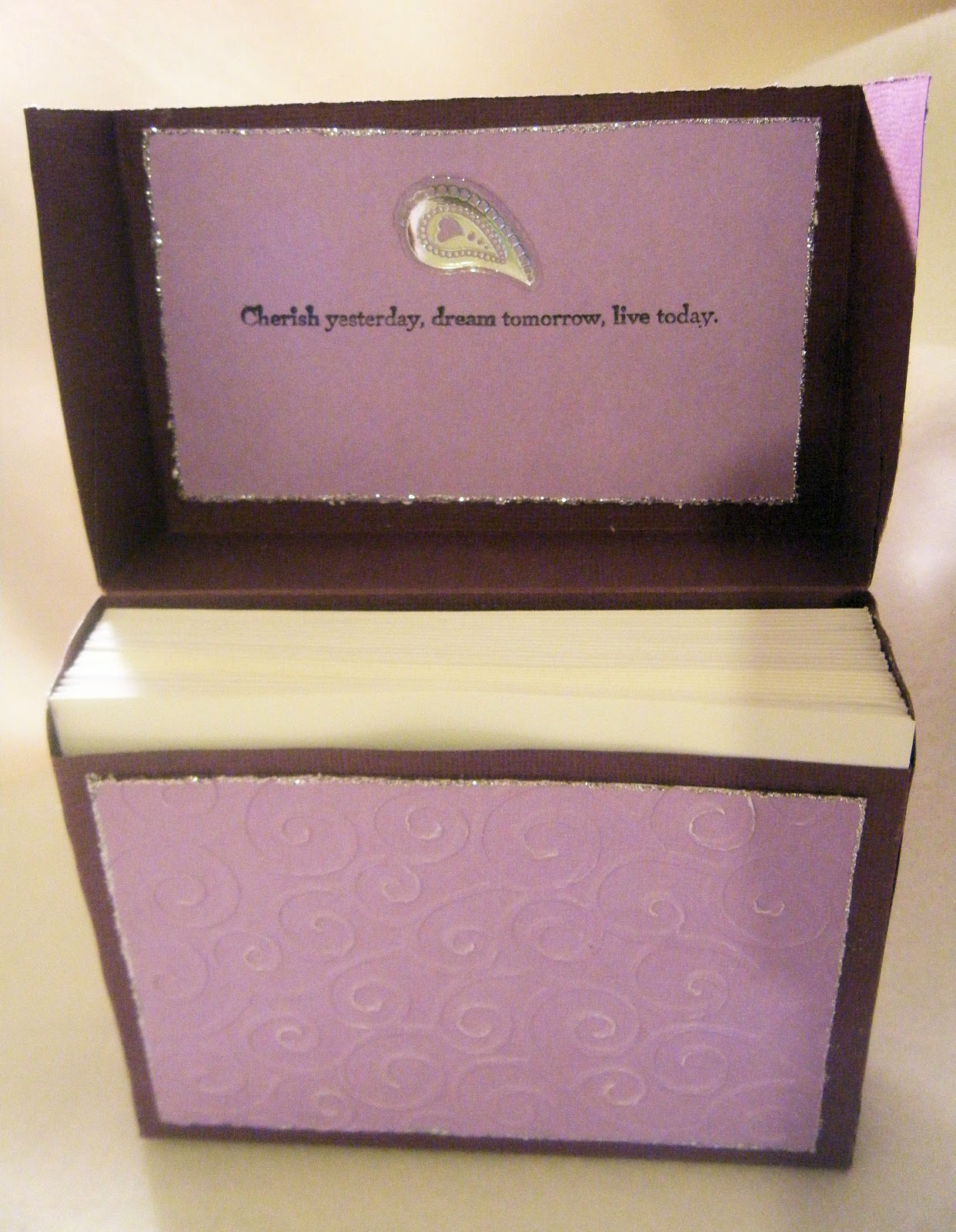 She's a Sassy Lady: "FLIP IT OPEN, GRAB A CARD"!!! CARD BOX