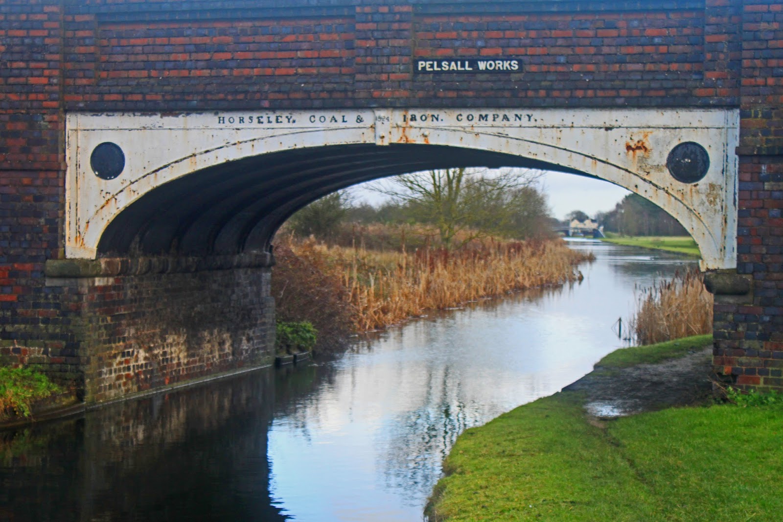 Captain Ahab's Watery Tales: Pottering in Pelsall